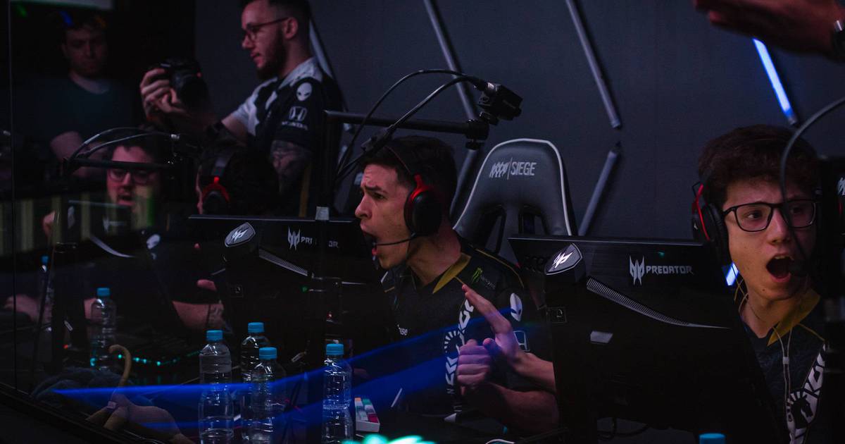 R6: Team Liquid bate W7M e vence BR6 na CCXP22 R6: Team Liquid bate W7M e vence BR6 na CCXP22