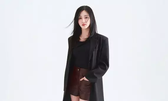 Eunbin CLC | Kwon Eunbin aposentadoria, Hierarchy dorama