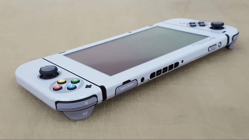 Nintendo Switch - Fã personaliza Nintendo Switch com as cores do Super ...