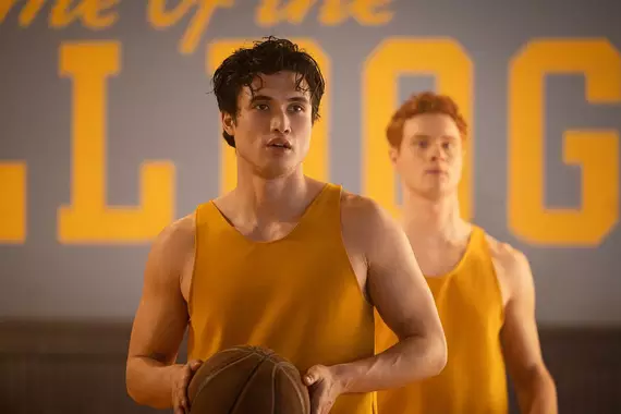X-Men | Ator de Riverdale está na disputa por Fera, diz insider